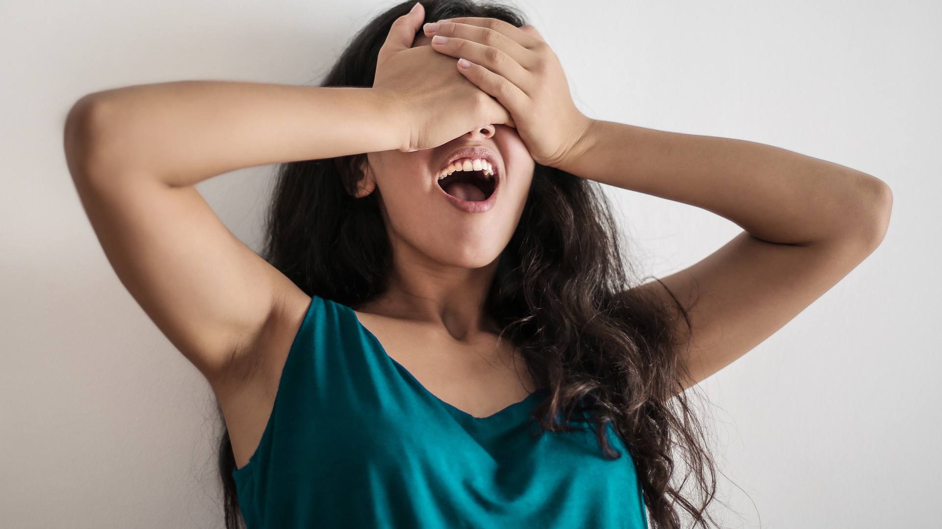 5 erreurs classiques qui abîment vos pointes et multiplient les ...